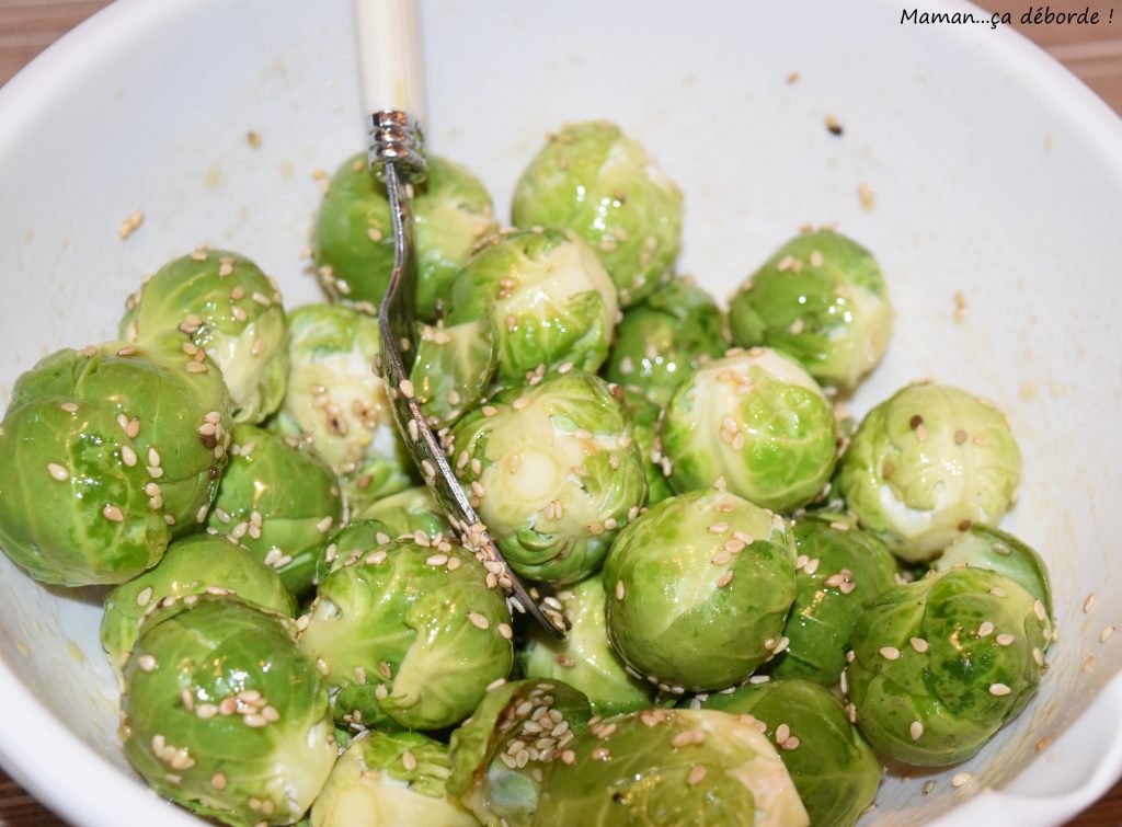 Choux Bruxelles caramélisés au sirop d'érable et sésame - Maman...ça ...