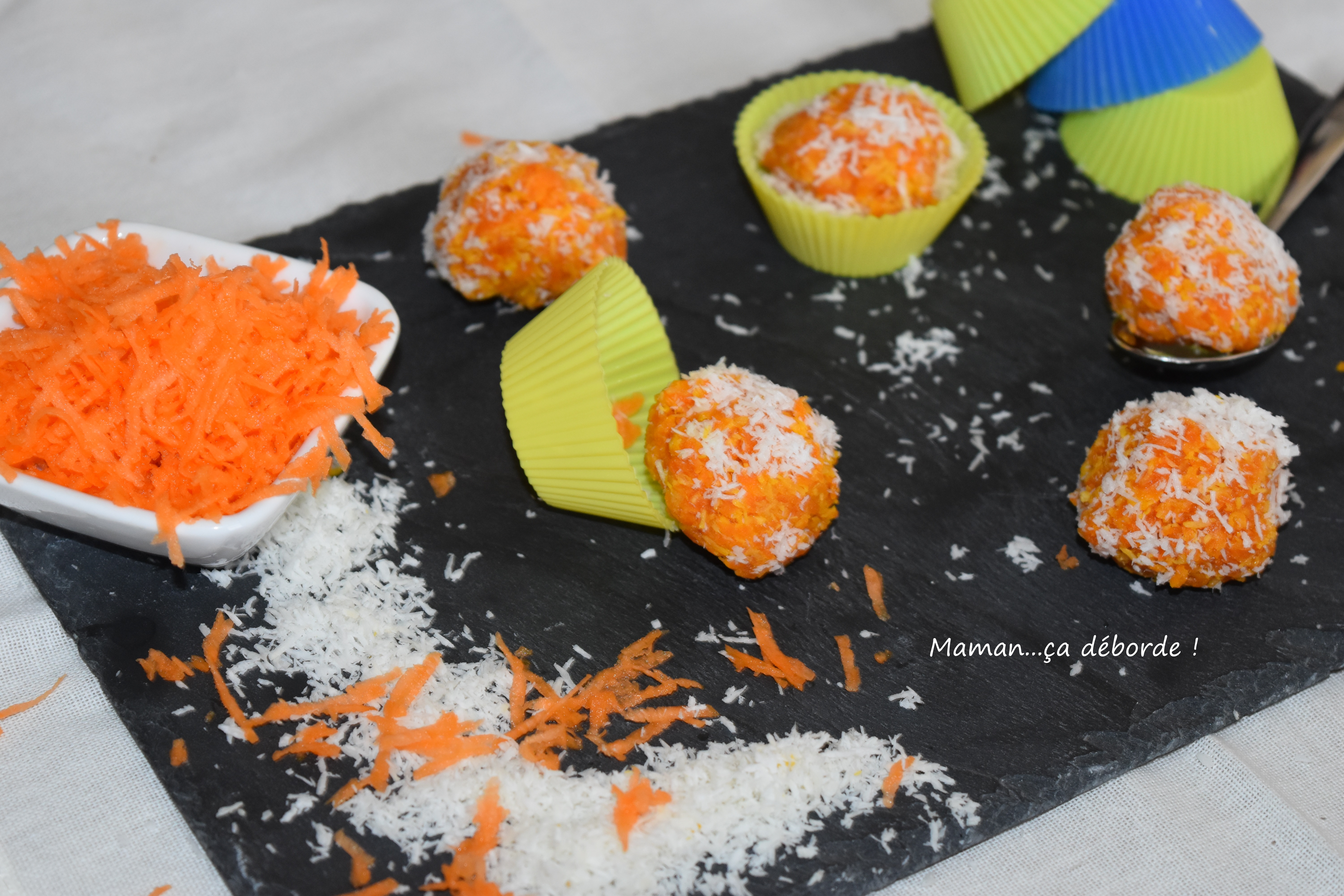 Boule carotte et noix de coco - Maman...ça déborde